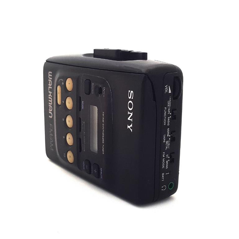 Sony WM-FX20 Walkman AM / FM Stereo Cassette Player In Excellent ...