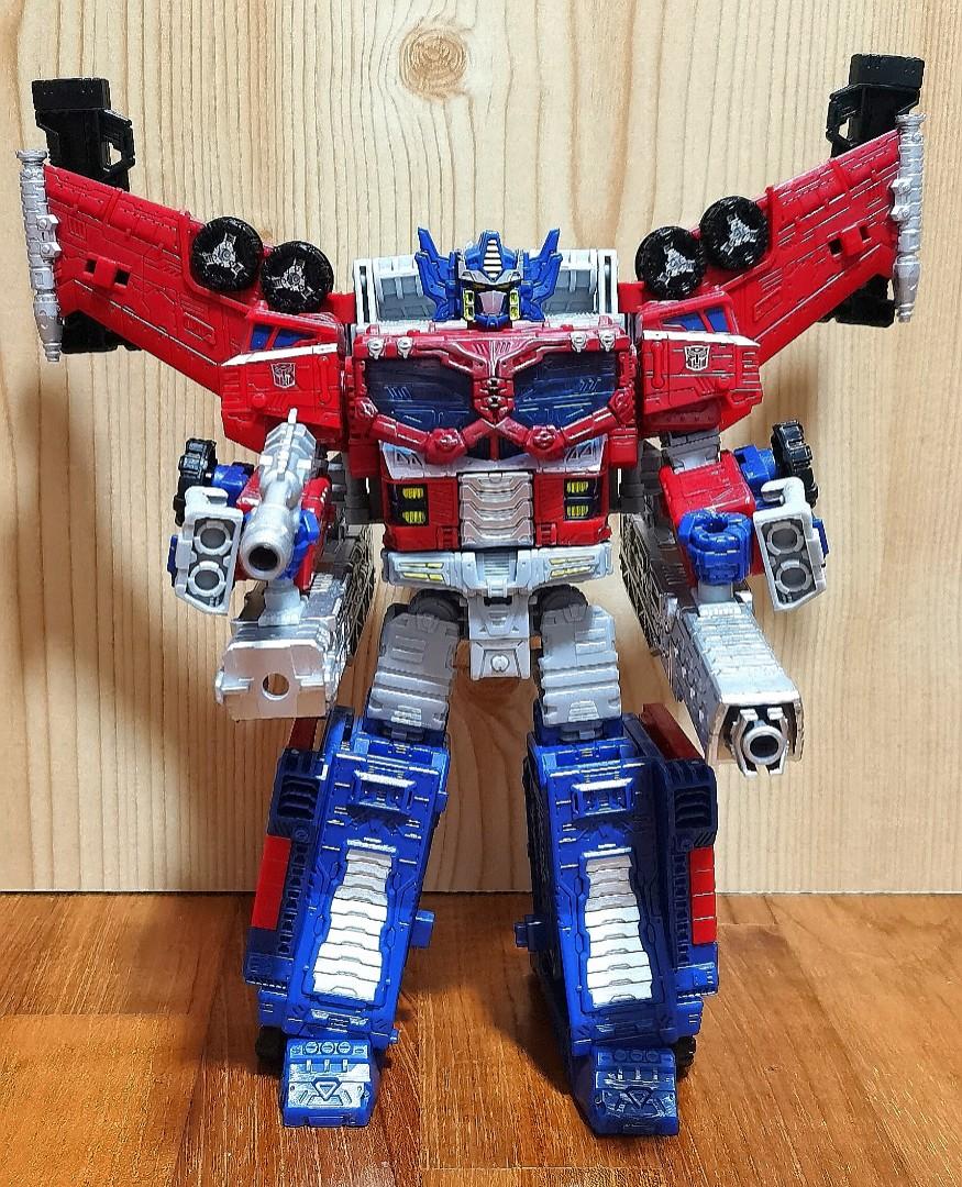 Transformers Netflix Bumblebee, Megatron, Sparkless Seeker and Siege ...