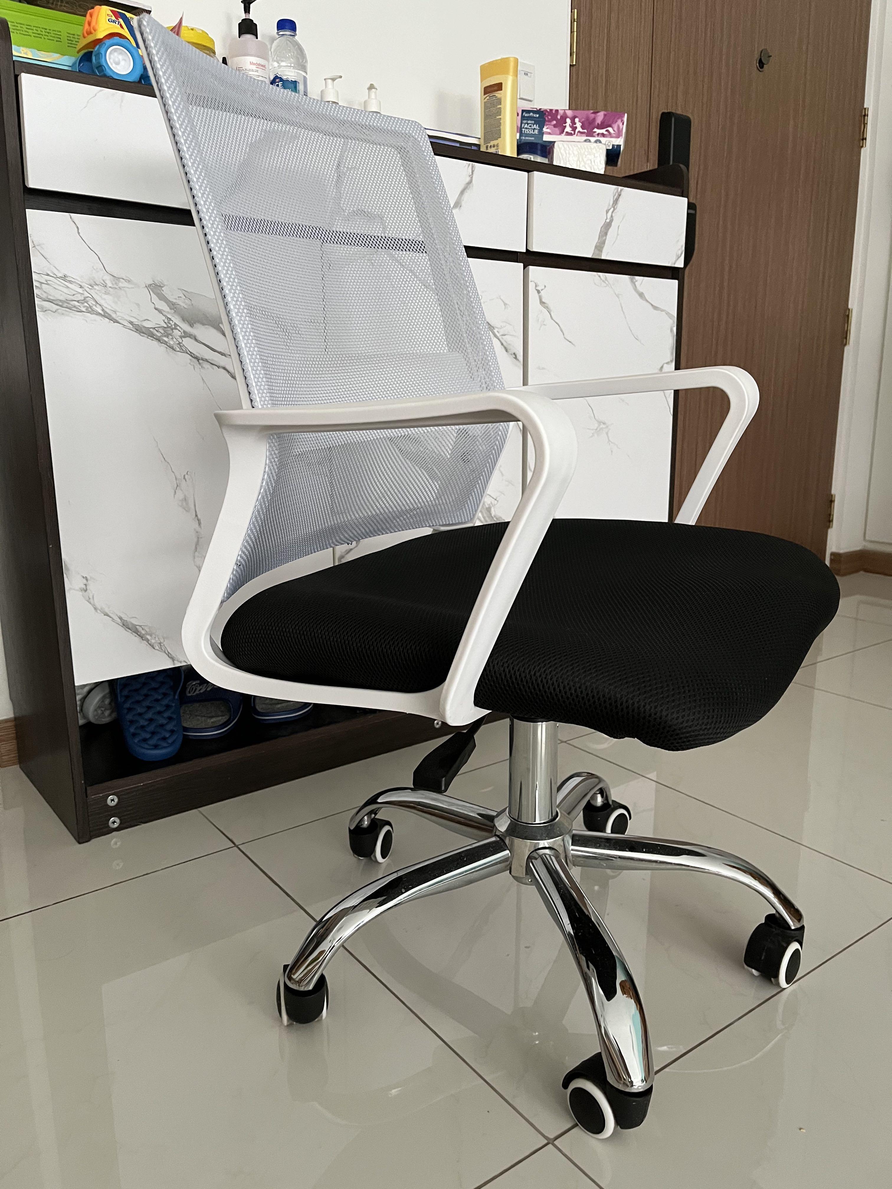 WFH office chair, Furniture & Home Living, Furniture, Chairs on Carousell