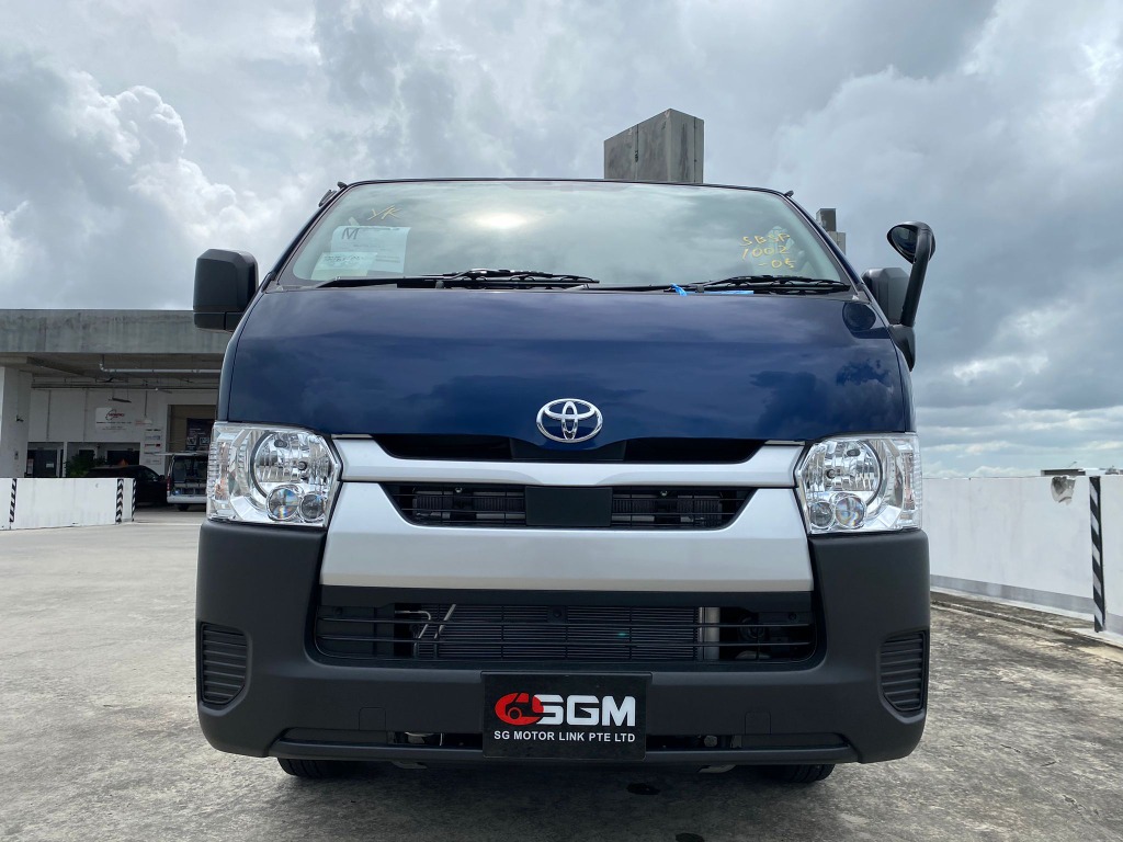 New Toyota Hiace 2.0 A (High Spec) (Premium Dark Blue) With Rear Aircon ...