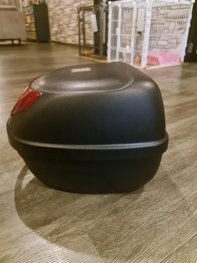 Aerox box and rack, Motorcycles, Motorcycle Accessories on Carousell