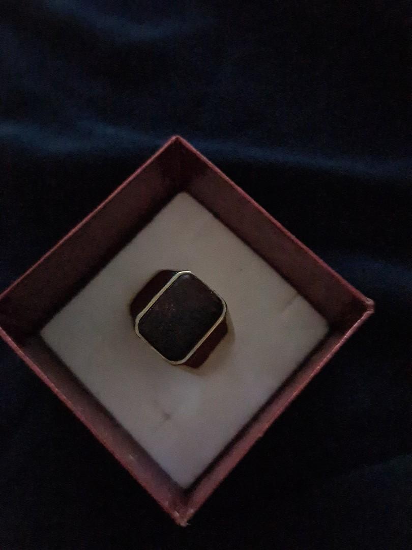 Cincin Raja Kayu, Women's Fashion, Jewelry & Organisers, Rings on Carousell