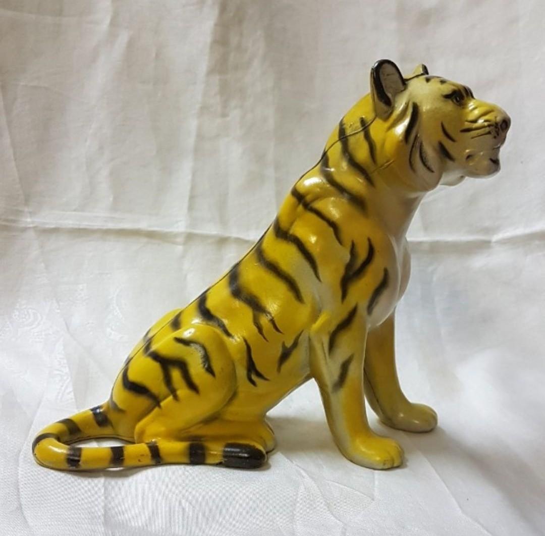 Esso Tiger Coin Bank Money Box, Hobbies & Toys, Memorabilia ...
