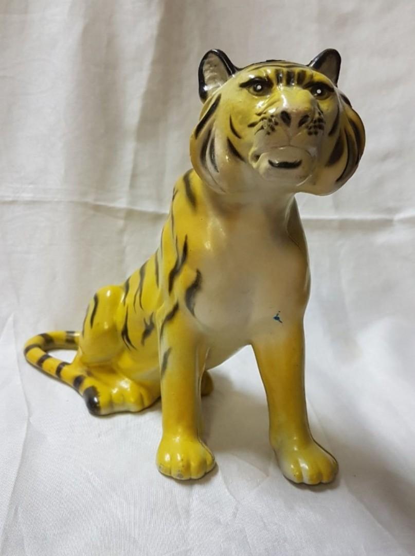 Esso Tiger Coin Bank Money Box, Hobbies & Toys, Memorabilia ...