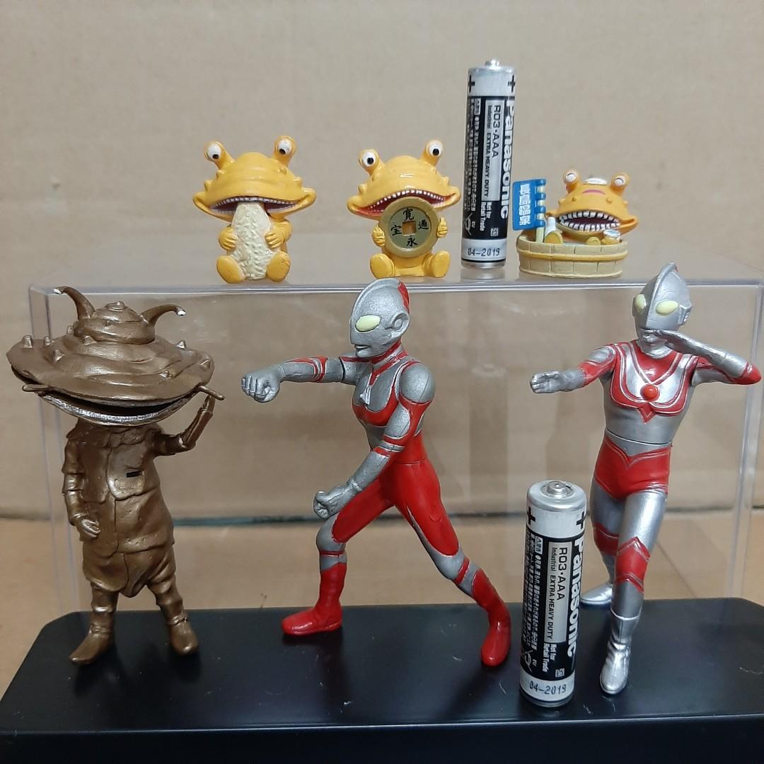 HG Ultraman Great Alien Baltan Kanegon Ragon Red King Powered Dino Tank ...