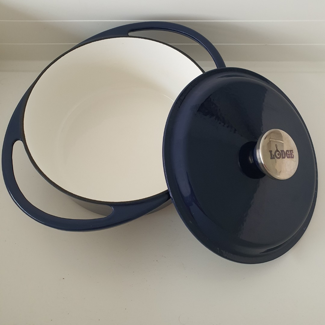 Lodge 4L Pot, Furniture & Home Living, Kitchenware & Tableware ...