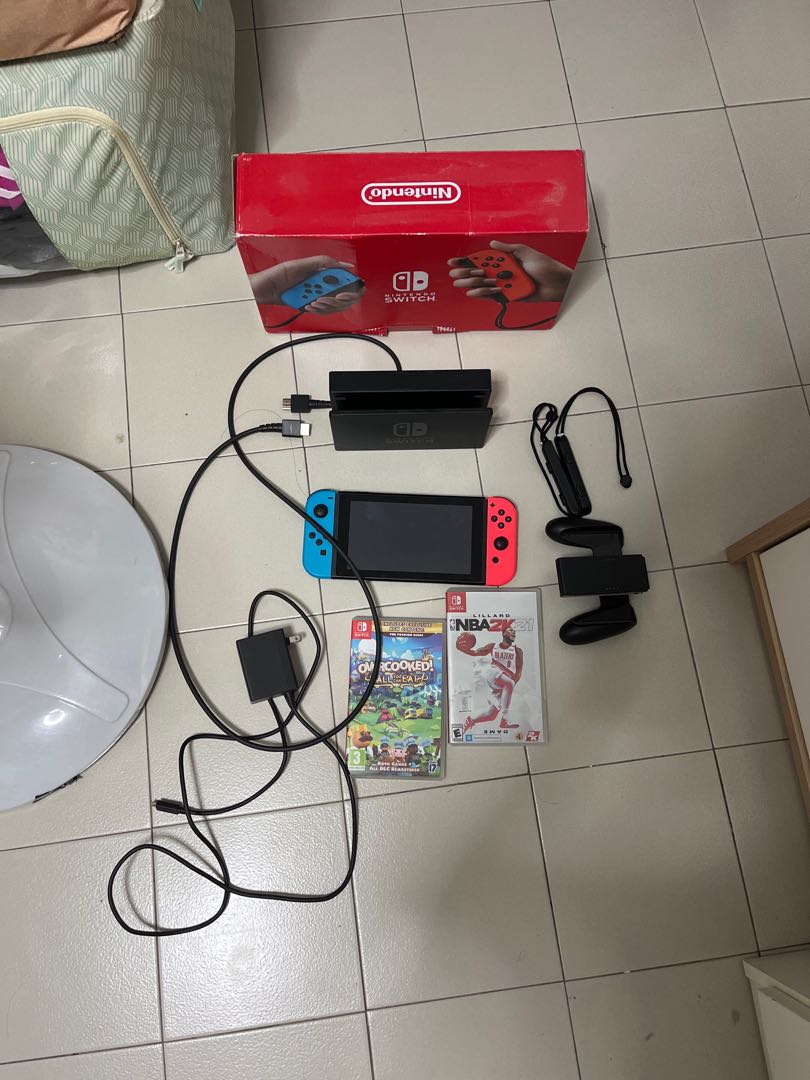 Nintendo gen 2, Video Gaming, Gaming Accessories, Controllers on Carousell