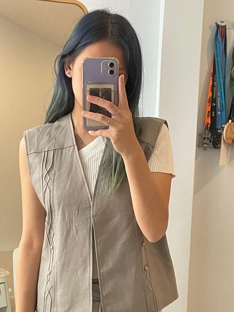 sage green vest, Women's Fashion, Tops, Sleeveless on Carousell