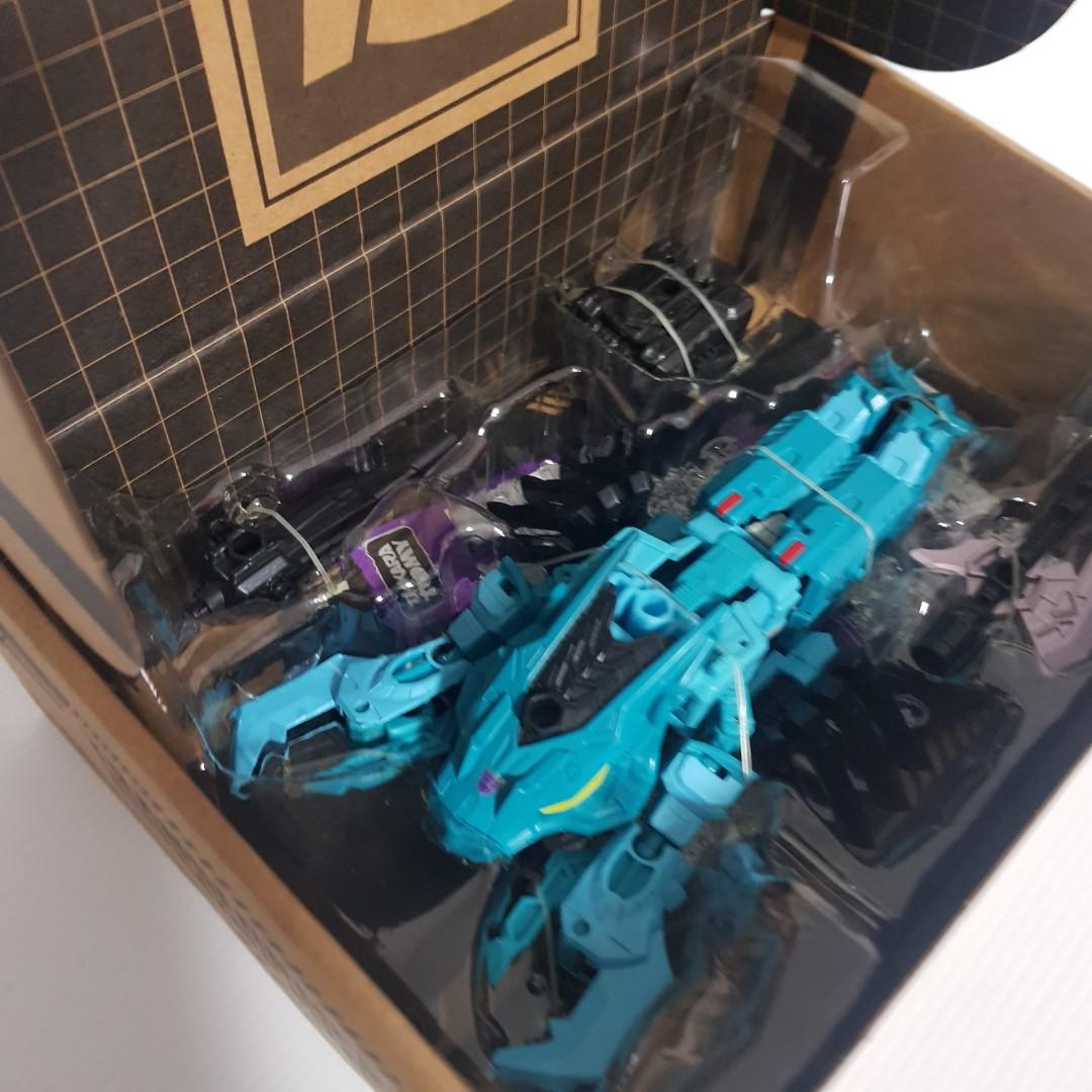 Transformers Seacons, Hobbies & Toys, Toys & Games on Carousell