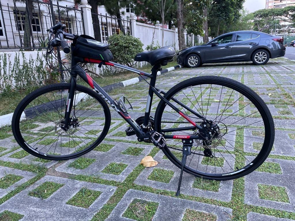 TRINX FREE 2.0 700C Hybrid Bicycle 24-Speed | Size - S, Sports ...