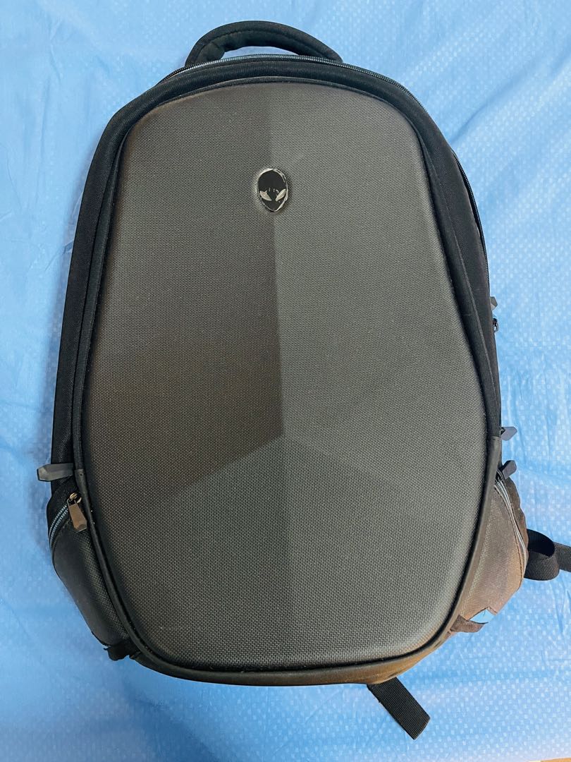 Alienware vindicator backpack 17, Men's Fashion, Bags, Backpacks on ...