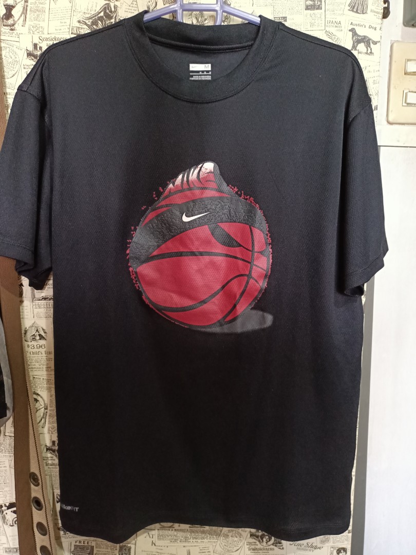 Authentic nike dri fit, Men's Fashion, Tops & Sets, Tshirts & Polo Shirts on Carousell