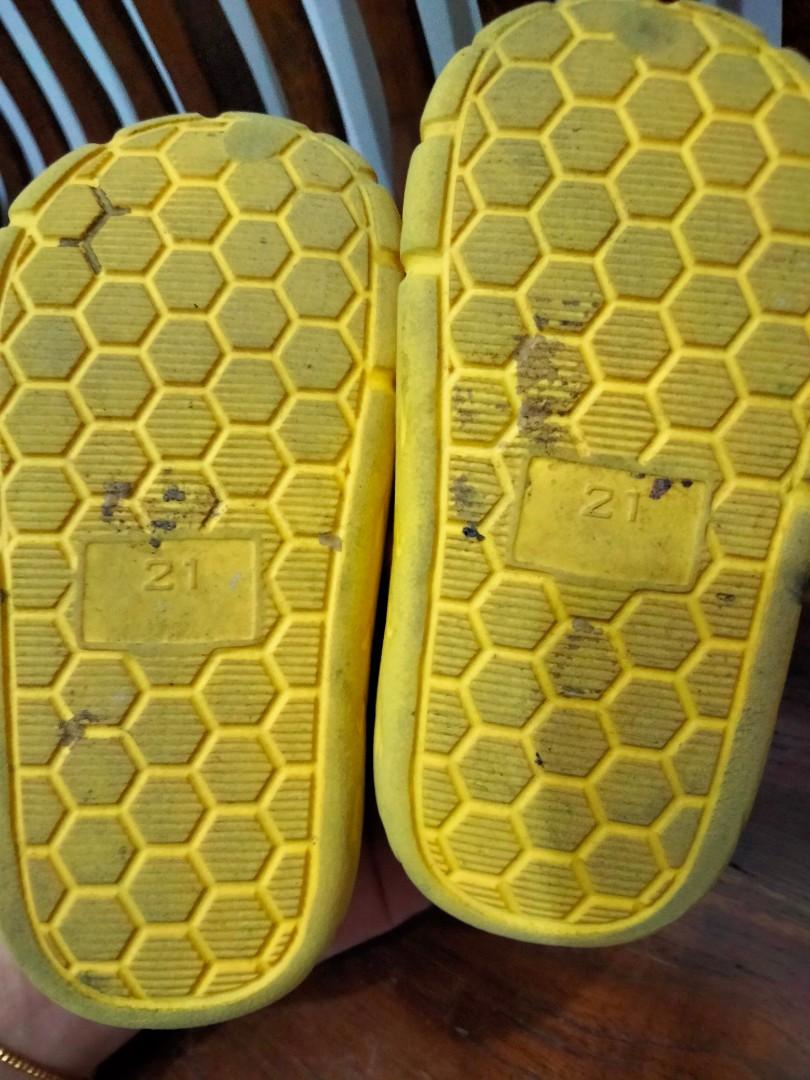 Bata Crocs-like Sandal, Babies & Kids, Babies & Kids Fashion on Carousell