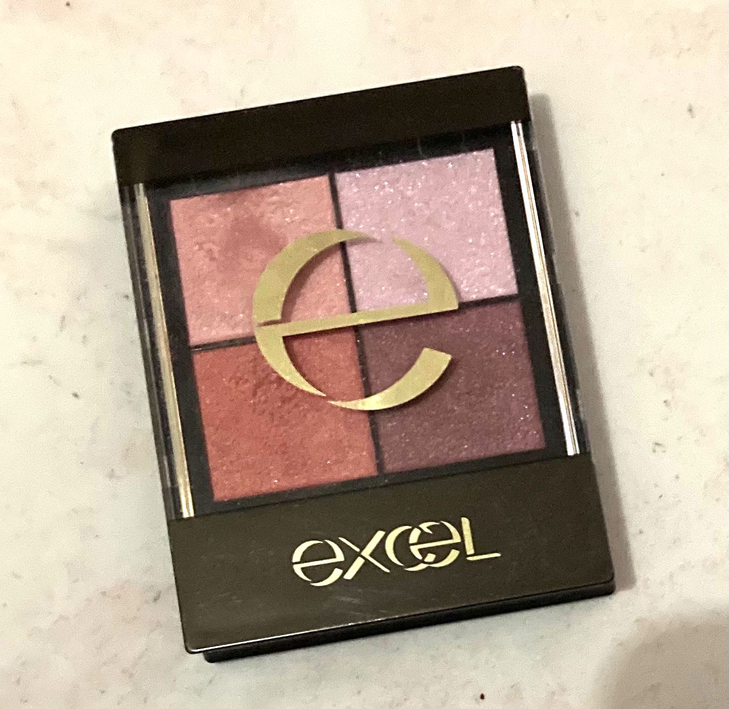 出國急清大特價 Excel CS07 Real Clothes Shadow 眼影, 美容＆化妝品, 健康及美容 - 皮膚護理, 化妝品 ...