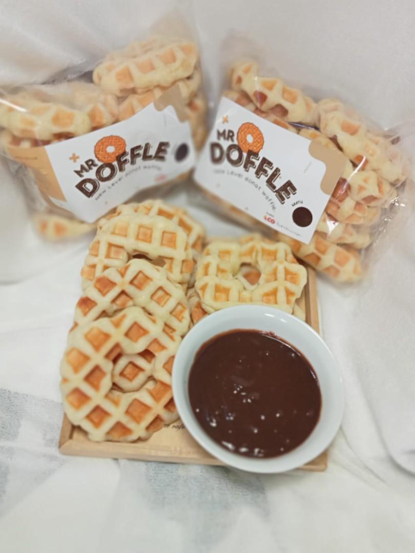 Frozen Food DOFFLE (Donat Waffle), Makanan & Minuman, Makanan Instan di ...