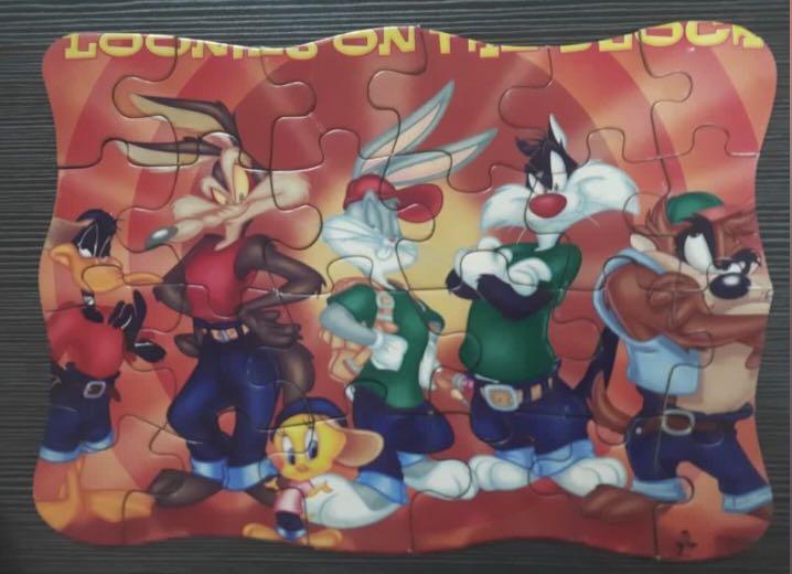 Looney Tunes Puzzle, Hobbies & Toys, Toys & Games on Carousell