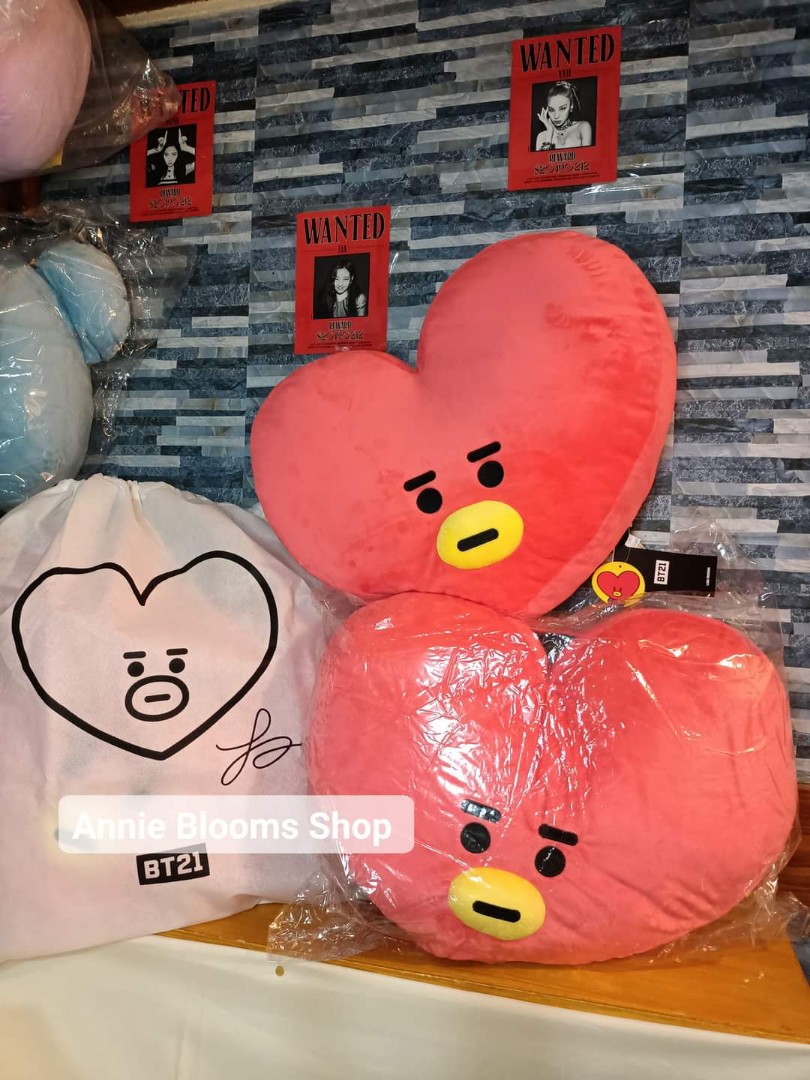 [Official] BT21 Face Cushion 42cm ONHAND, Hobbies & Toys, Memorabilia ...