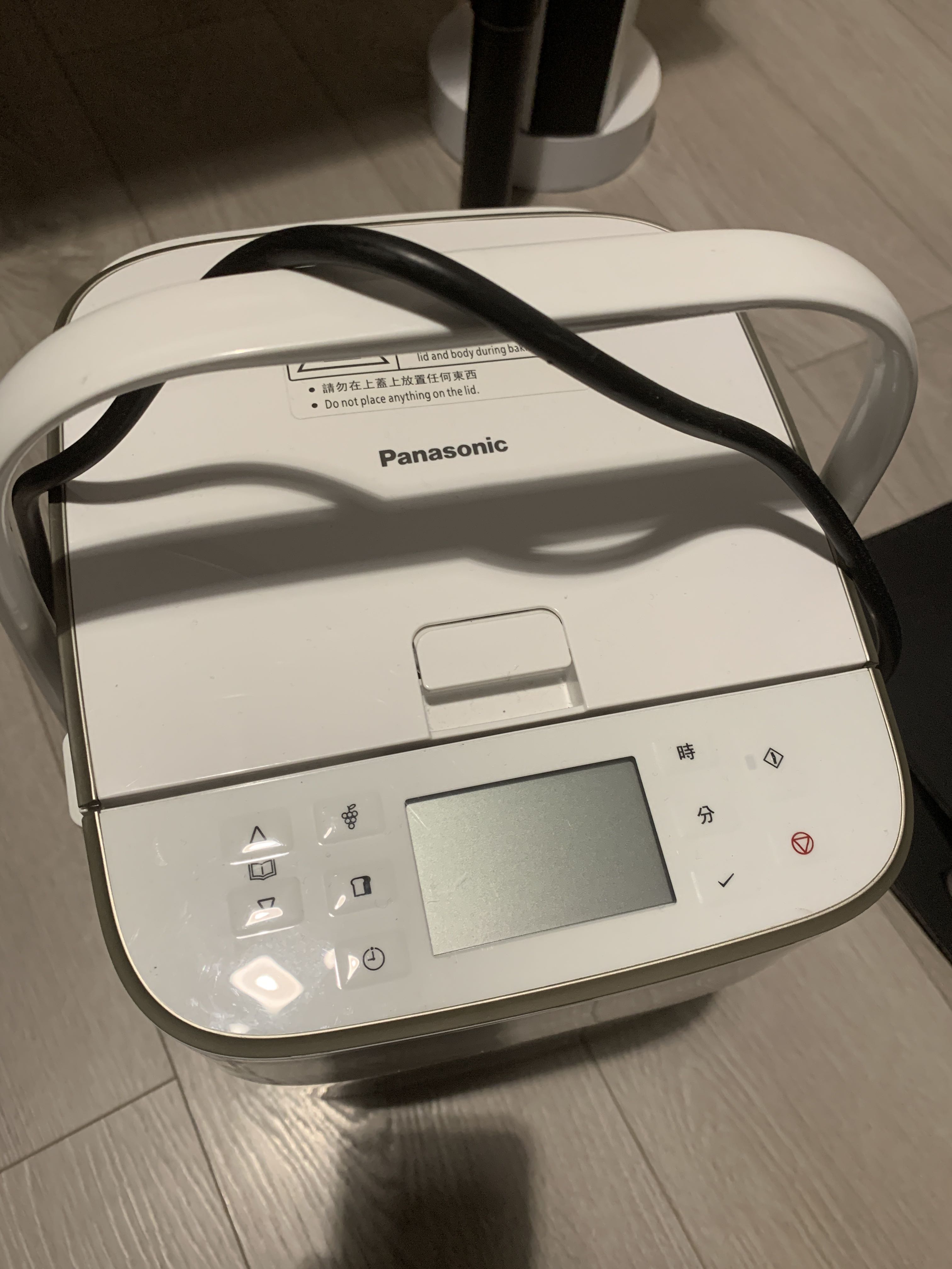 Panasonic 麵包機 SD PM107, 家庭電器, 廚房電器, 麵包機 - Carousell