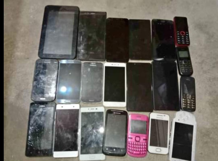 Spoil not working phones, Mobile Phones & Gadgets, Other Gadgets on ...