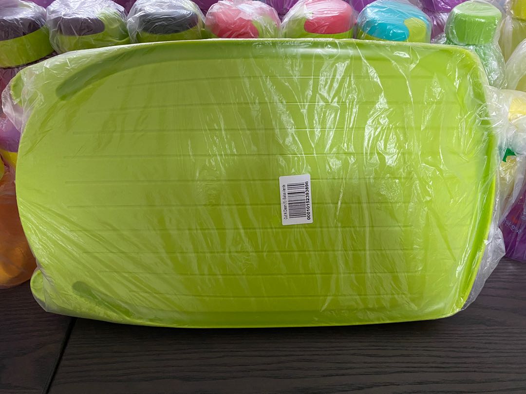 Tupperware chopping board, Furniture & Home Living, Kitchenware ...