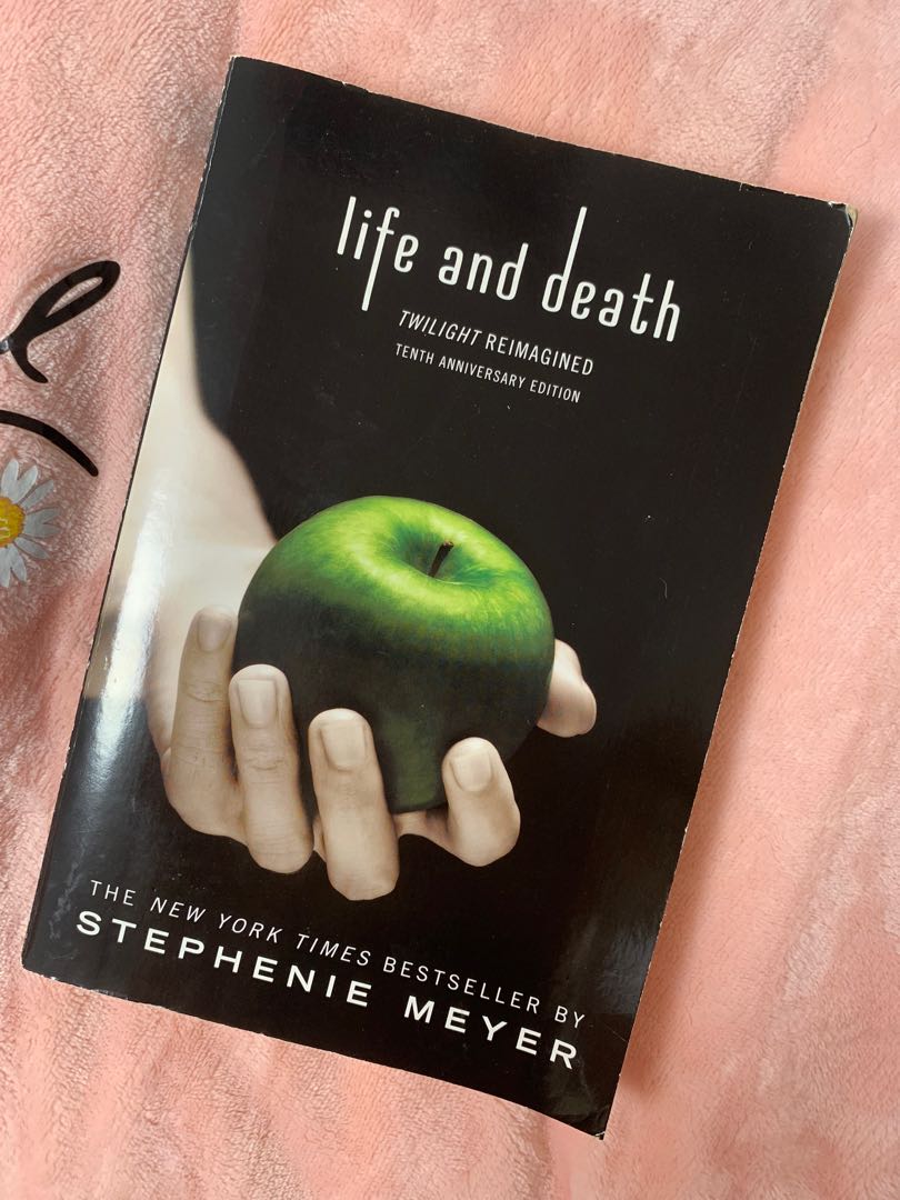 Twilight Reimagined- life and death, 興趣及遊戲, 書本 & 文具, 小說 & 故事書 - Carousell