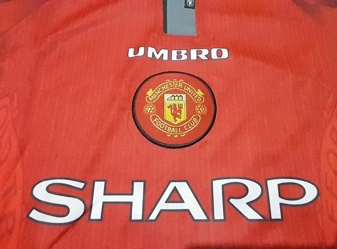 UMBRO SHARP MANCHESTER UNITED FOOTBALL JERSEY (L), Men's Fashion ...