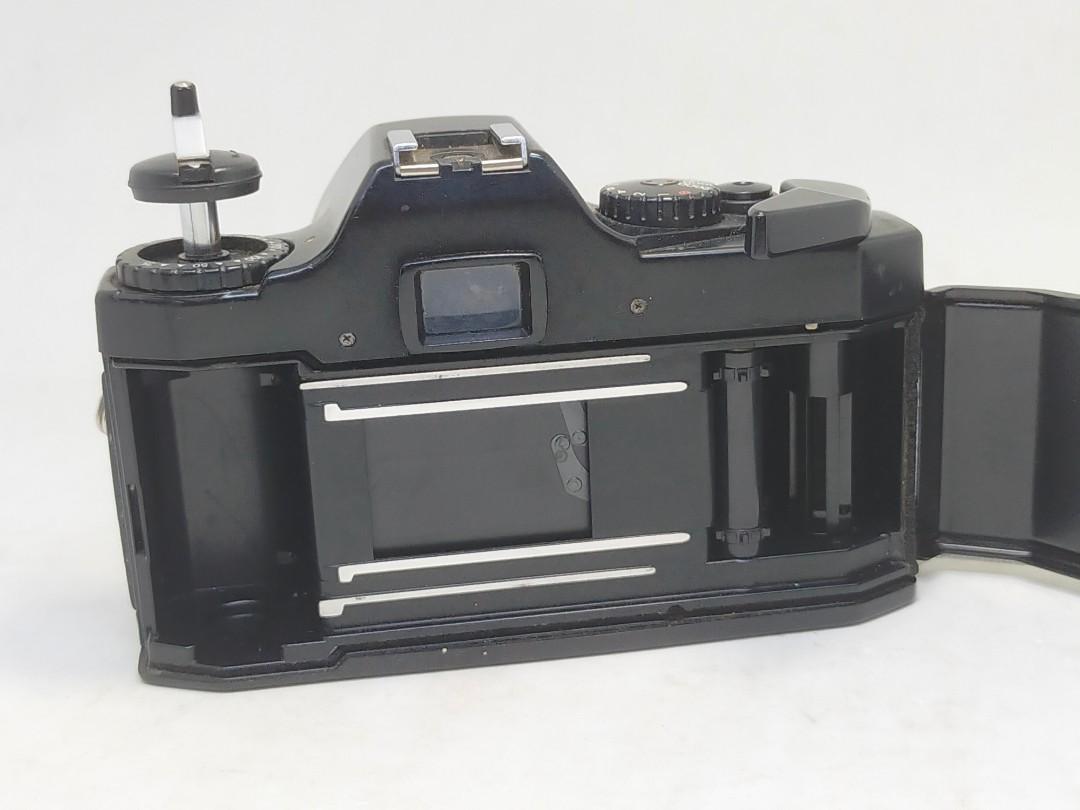 vivitar v2000 film slr, Photography, Cameras on Carousell