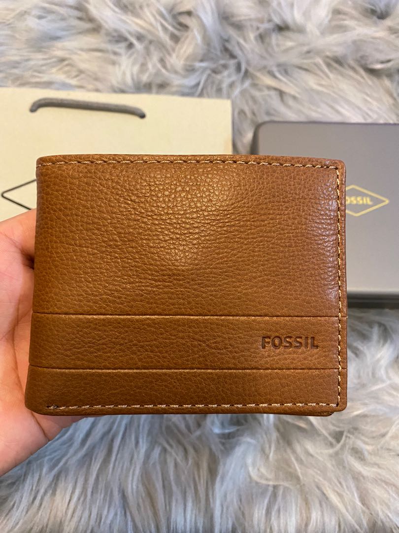 Wallet fossil original, Women's Fashion, Bags & Wallets, Clutches on ...