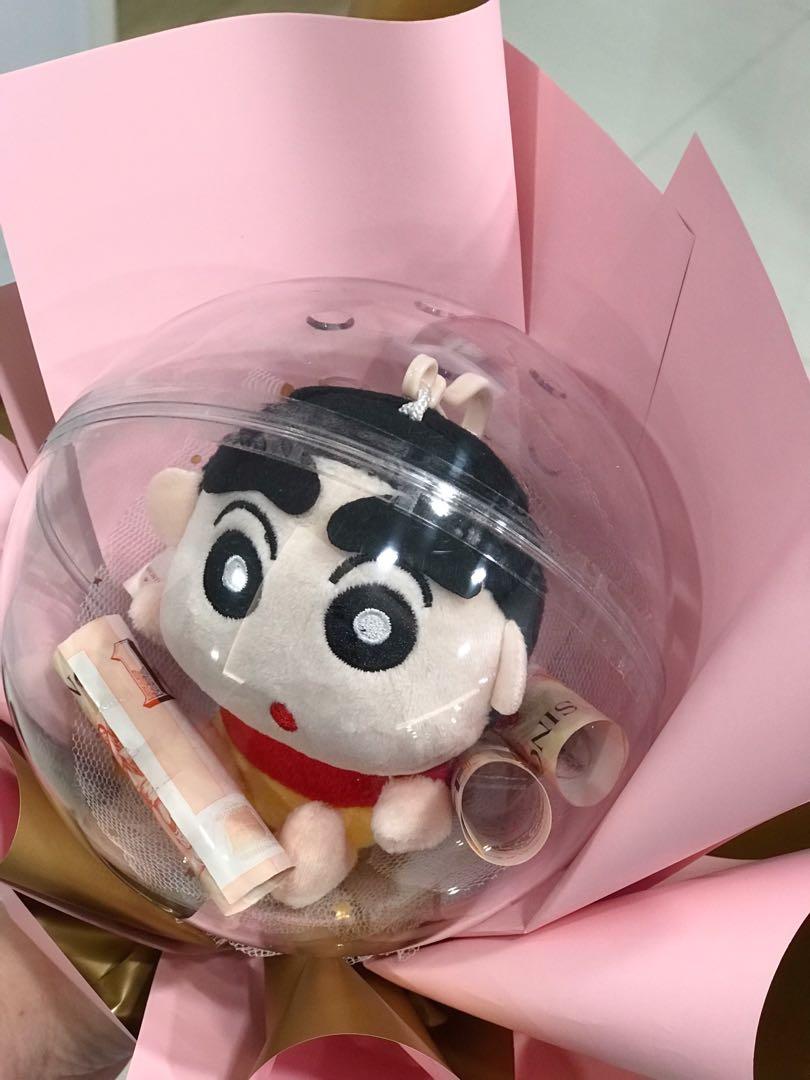 Acrylic Ball Bouquet with Crayon Shin Chan Key Chain and Cash $50 ...