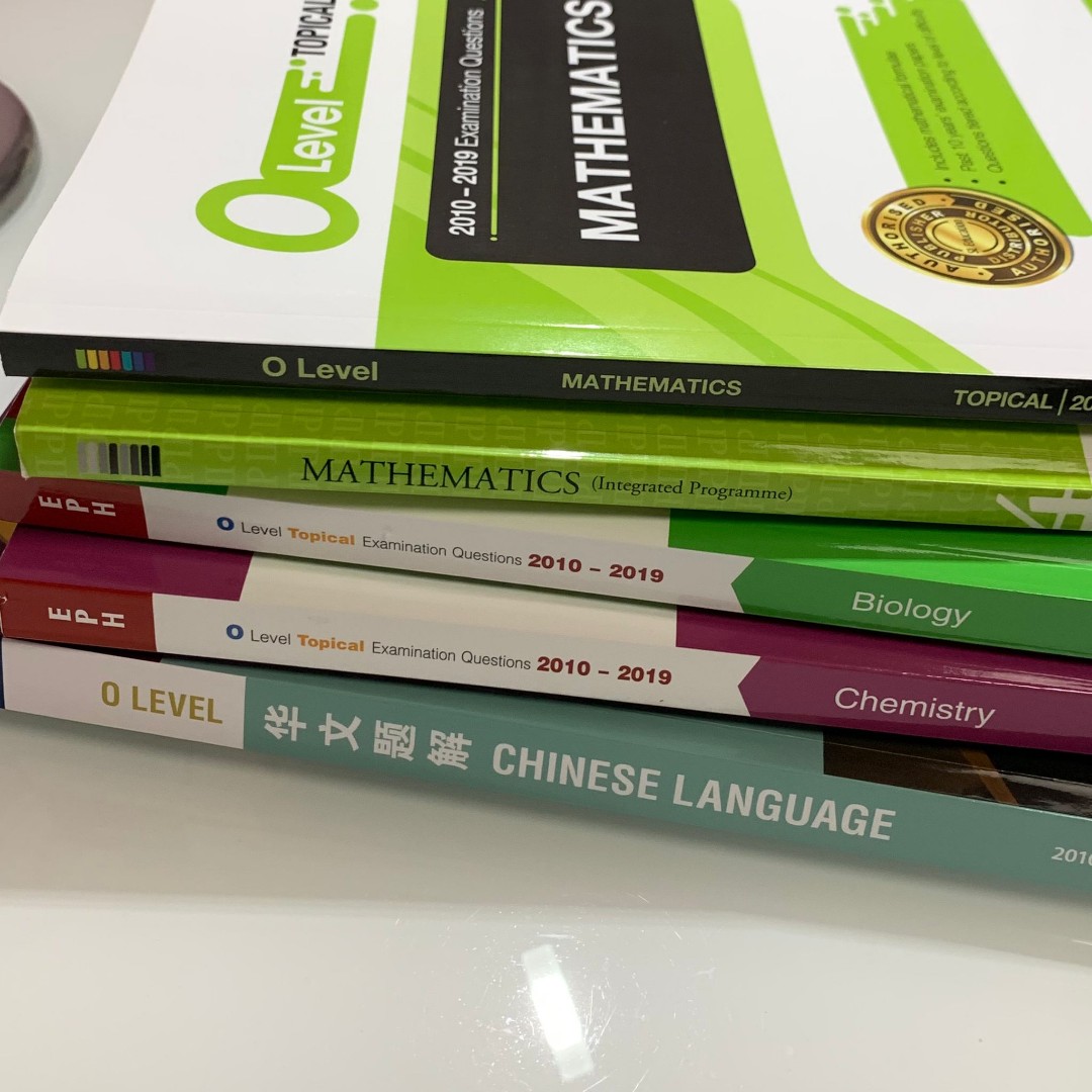 assorted olvl tys & assessment book, Hobbies & Toys, Books & Magazines ...