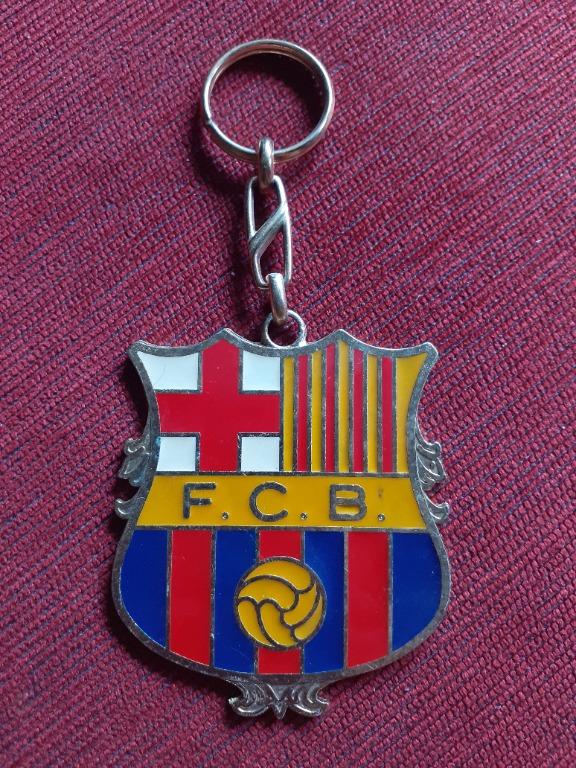 FC Barcelona Keychain (1970s), Hobbies & Toys, Memorabilia ...