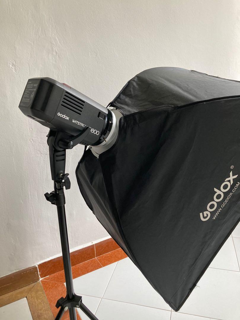 Godox AD600 with large softbox and grid, Photography, Photography ...