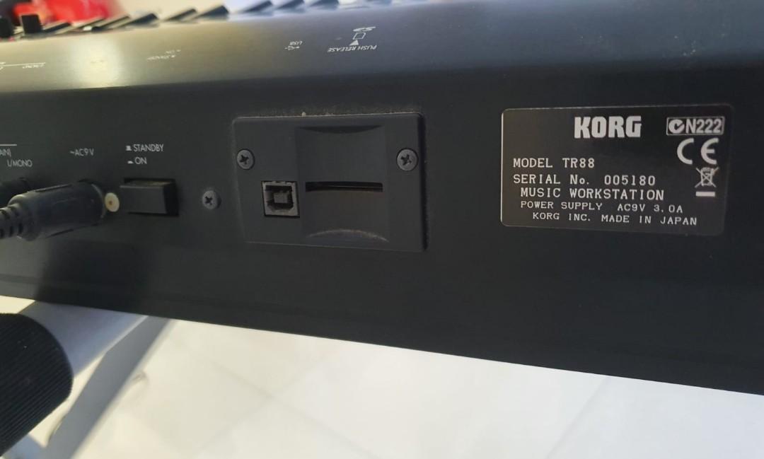 KORG TR88 Music Workstation Keyboard with Wharfedale Speaker, Hobbies ...