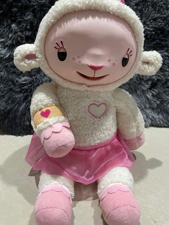 Talking Lambie (Doc Mcstuffins) BIG, Hobbies & Toys, Toys & Games on ...