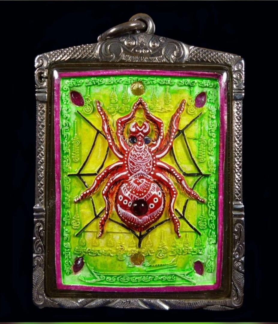 Maeng mum Daak Saap(Spider) Kruba Krissana, Hobbies & Toys, Memorabilia ...