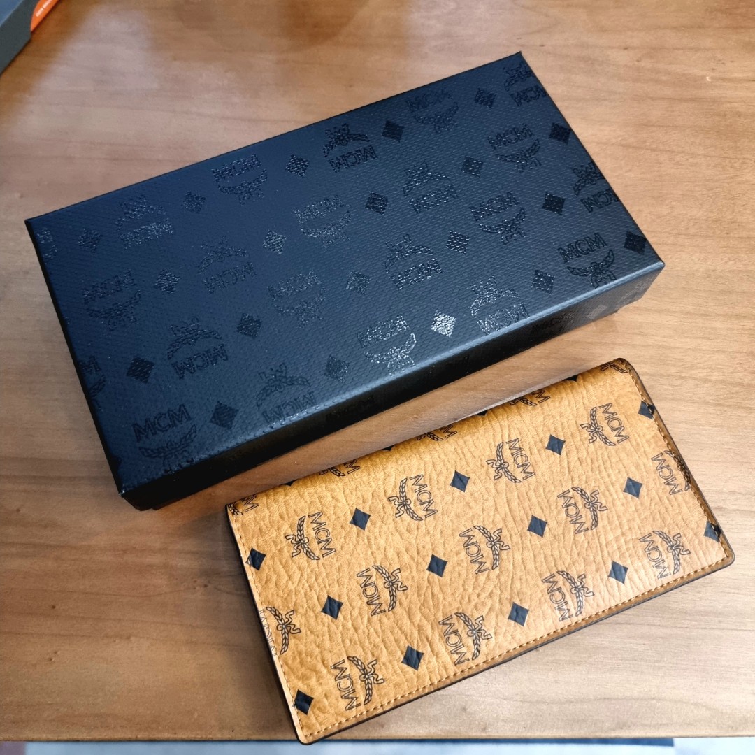 MCM Claus Bifold Long wallet, Men's Fashion, Watches & Accessories ...