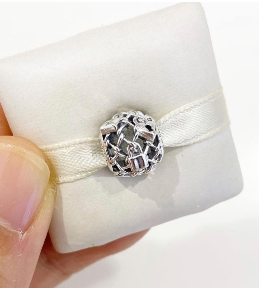 ‼️NEW COLLECTION‼️AUTHENTIC PANDORA OPEN WORK LINK PADLOCK CHARM, Women ...