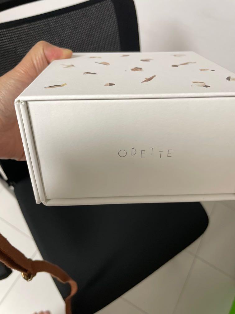Odette box, intercontinental mooncake box, picnic foldable chairs ...