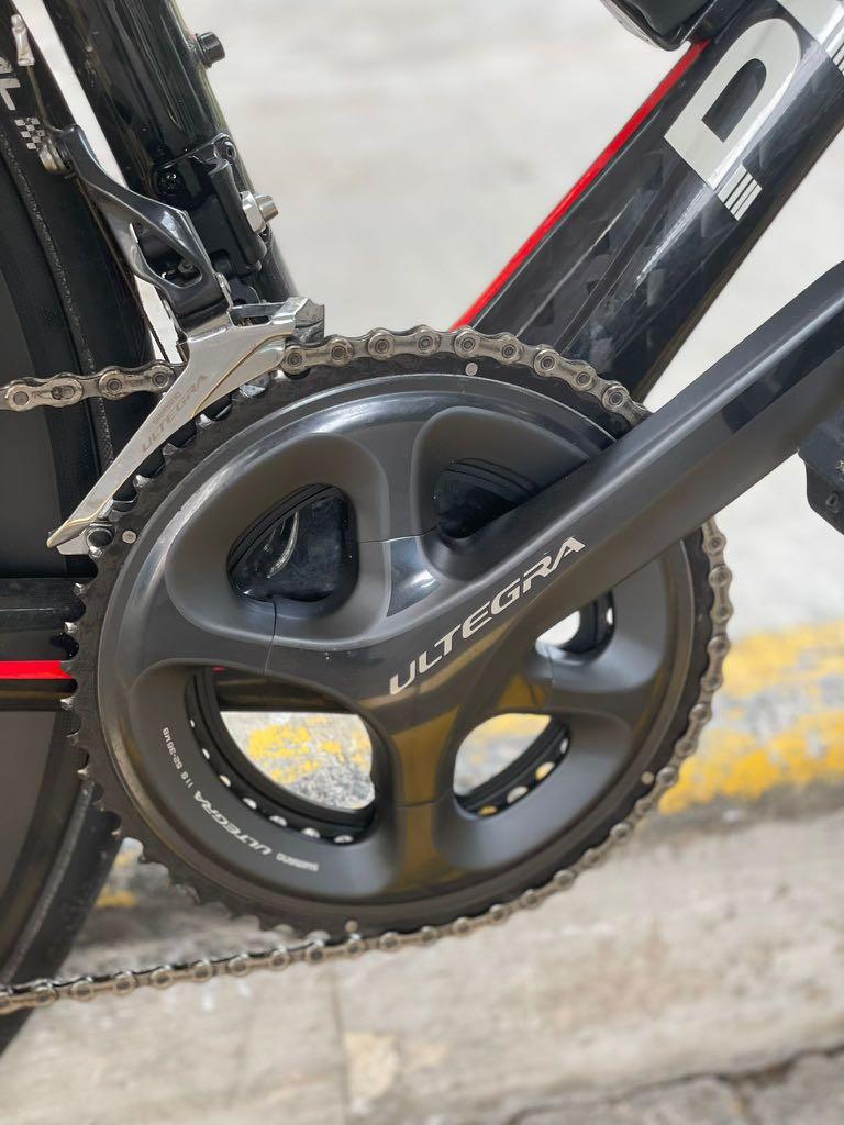 Pinarello Marvel latest internal cable routing, Sports Equipment ...