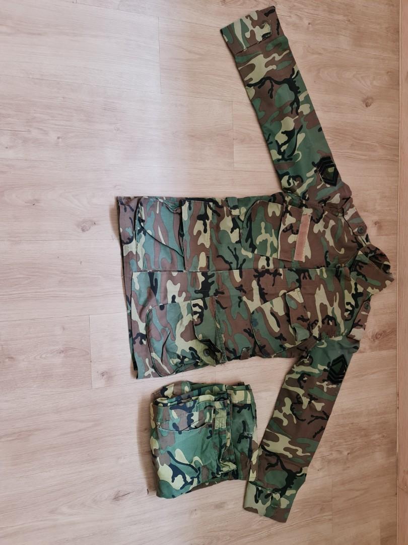 SAF no. 4 uniform, Everything Else on Carousell