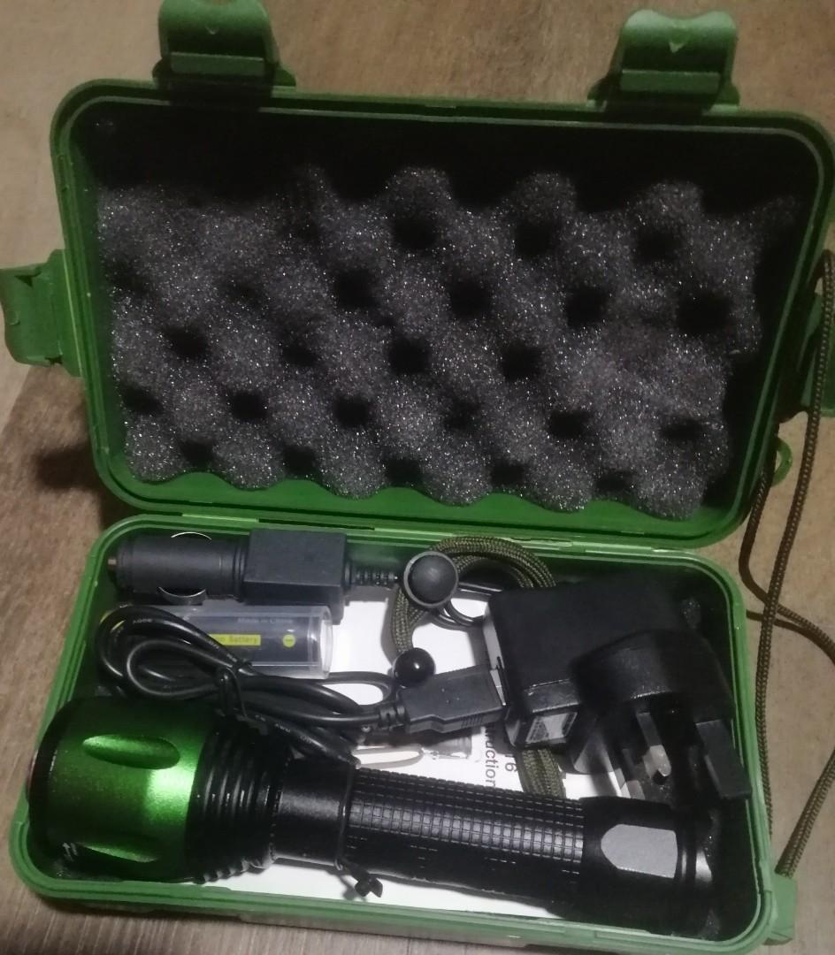 VLIFE BRIGHT FLASHLIGHT, Sports Equipment, Hiking & Camping on Carousell