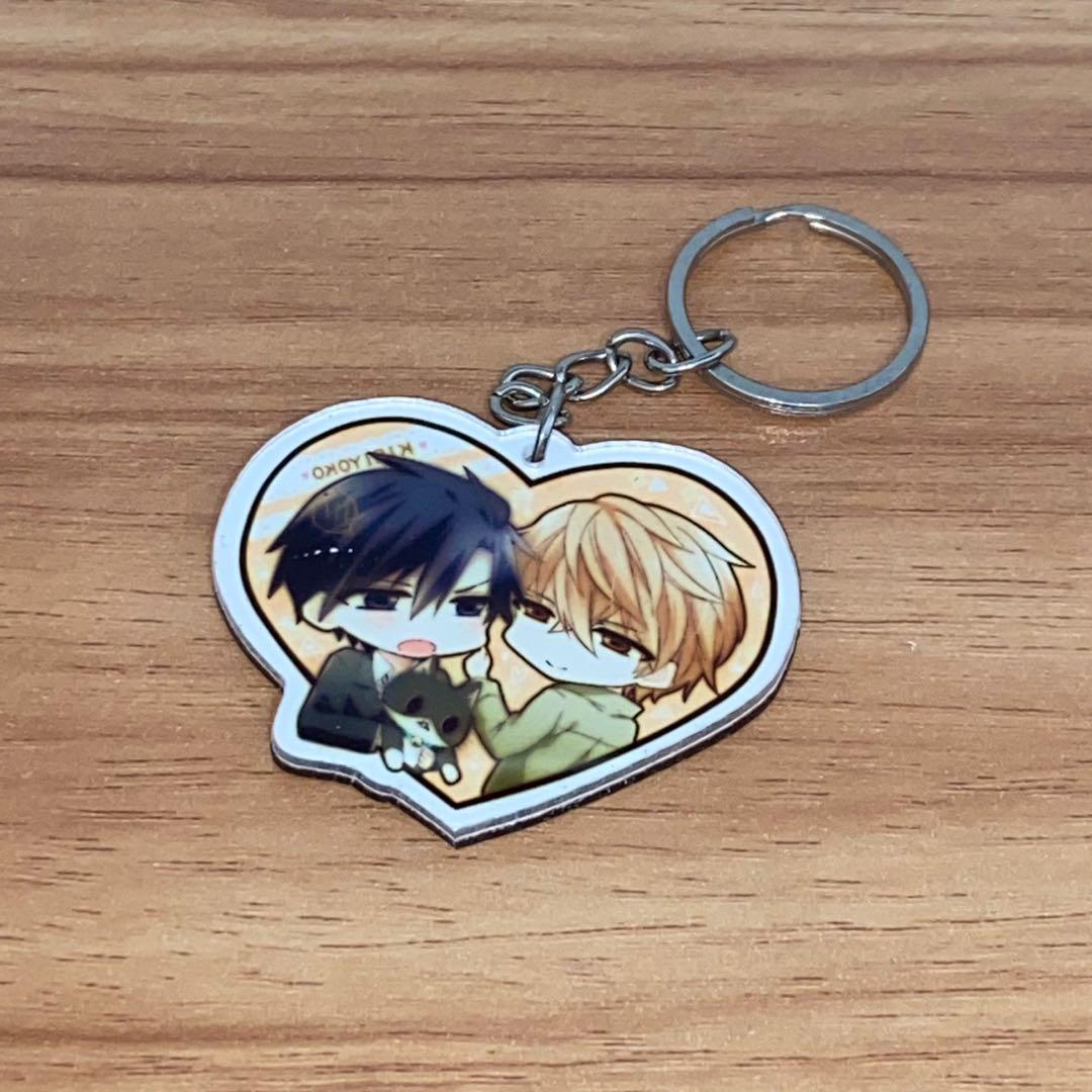 yaoi couple keychain, Hobbies & Toys, Memorabilia & Collectibles, Fan ...