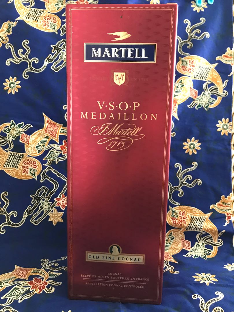 1715 Martell VSOP 1 Litre Old Fine Cognac (Medaillon), Food & Drinks, Alcoholic Beverages on ...