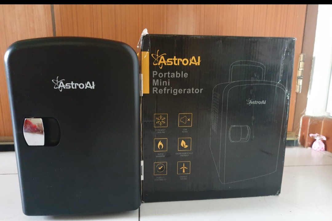 Astro AI Portable Mini Fridge 4L, Everything Else on Carousell