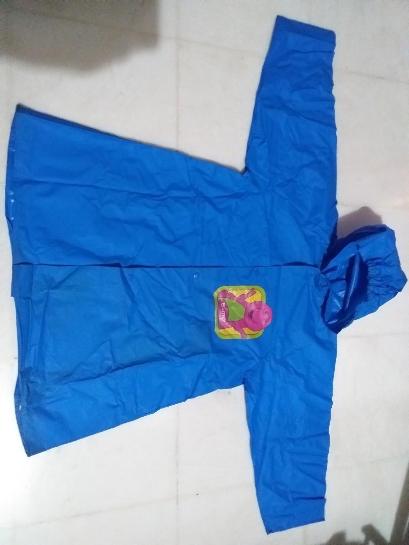 Barney Raincoat, Babies & Kids, Babies & Kids Fashion on Carousell