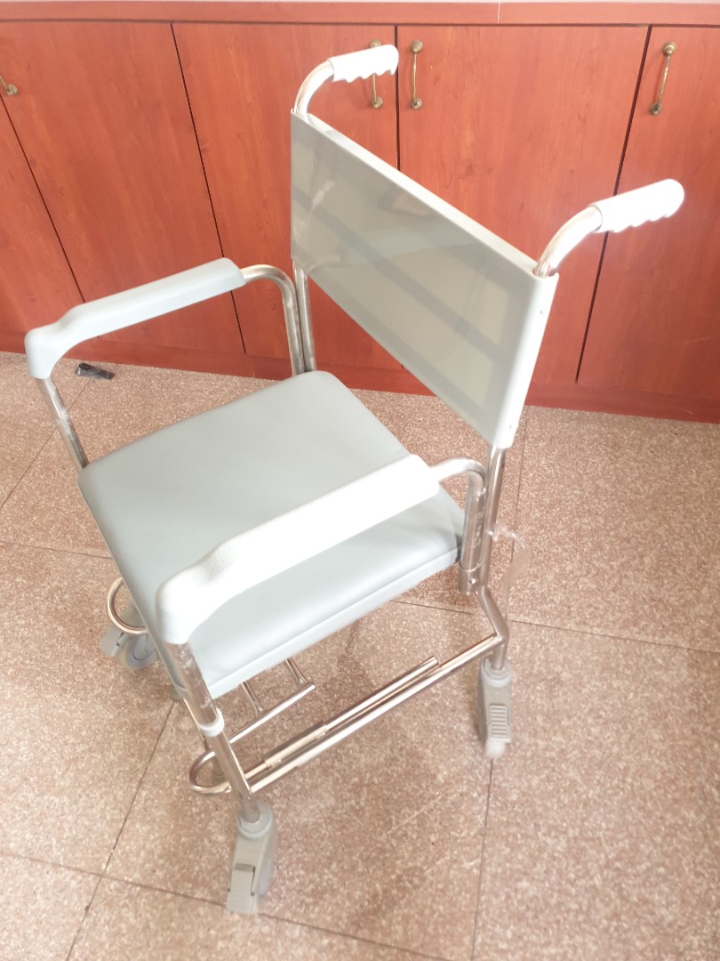 Brand New Commode, Health & Nutrition, Assistive & Rehabilatory Aids ...