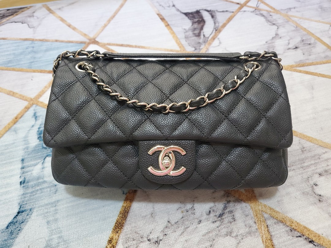 Chanel Easy Flap Bag (Medium), Women's Fashion, Bags & Wallets ...