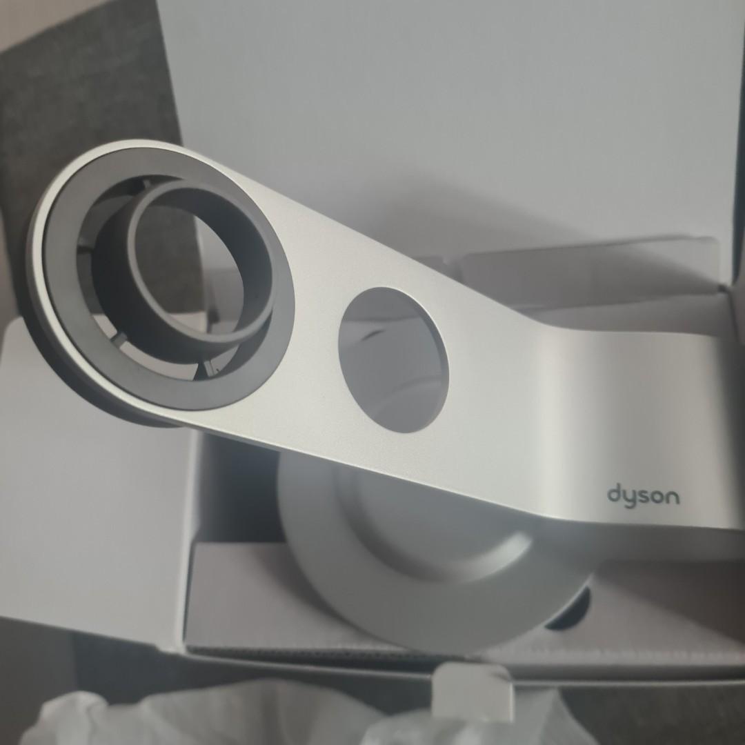 Dyson supersonic stand, Beauty & Personal Care, Hair on Carousell