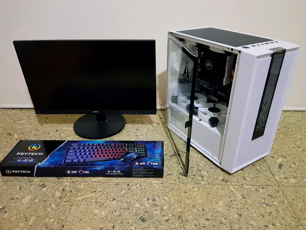 i5 8th Gen Complete Set Desktop PC with Frameless Monitor, GPU, in a ...