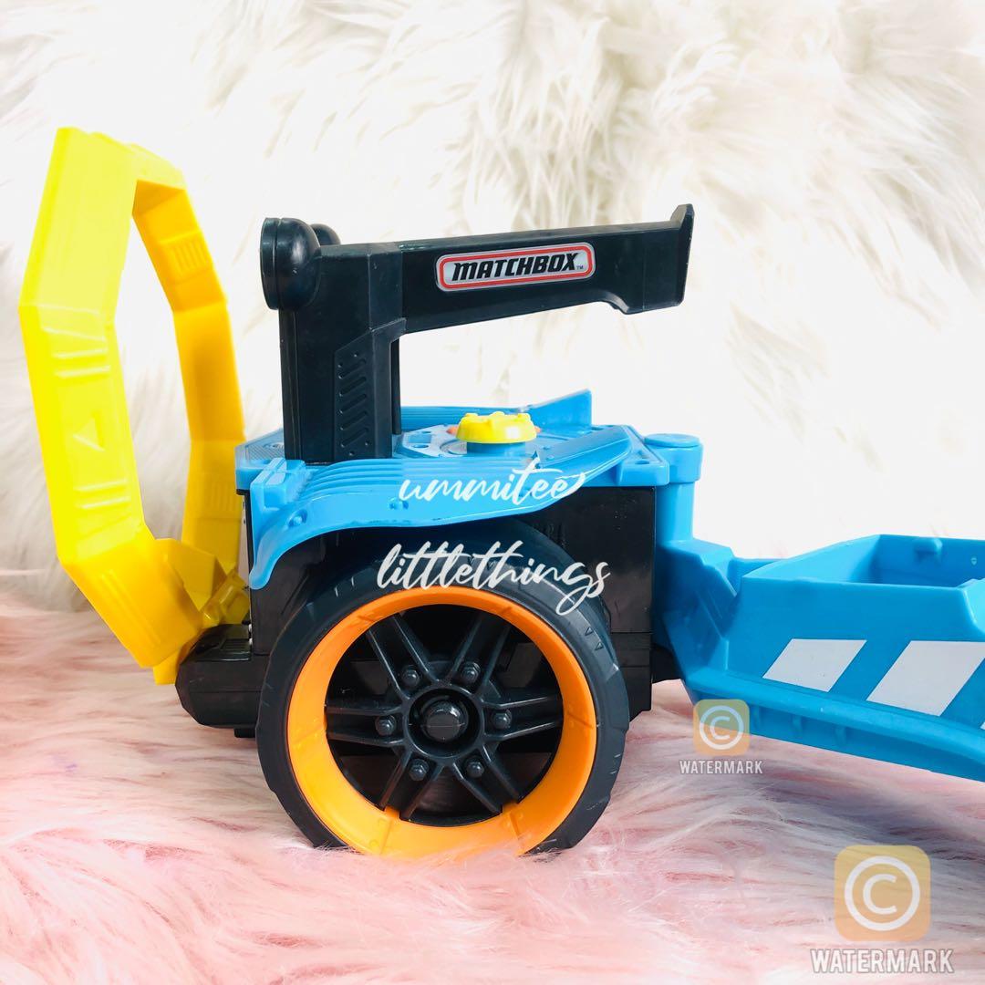 MATCHBOX TREASURE TRACKER METAL DETECTOR TRUCK, Hobbies & Toys, Toys ...